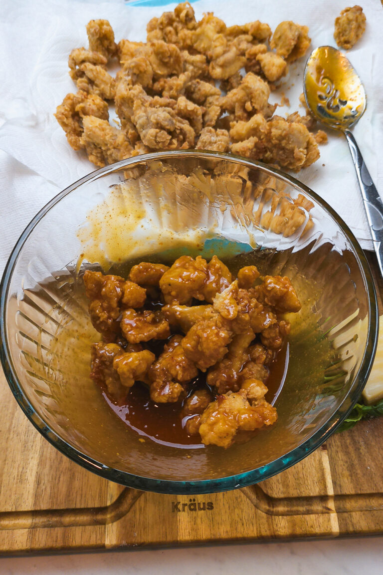 Nashville Hot Chicken Pickle Pizza - Kevin's Daily Dish